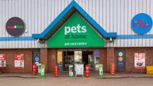 Record customer numbers drive sales at Pets at Home | Pet Business World