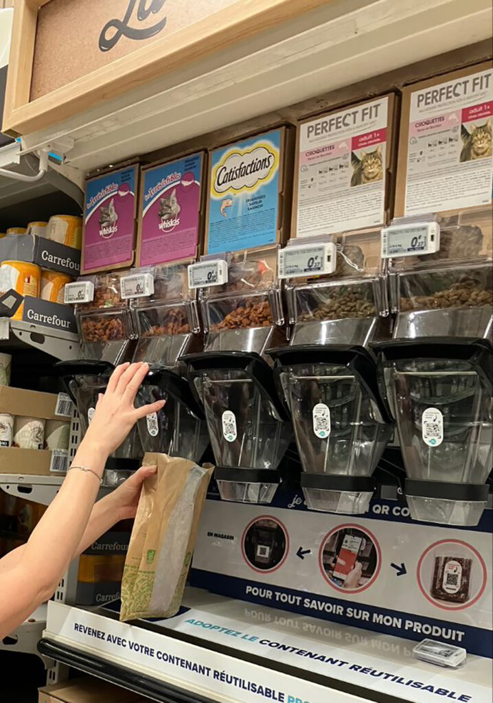 Mars trials refillable pet food solution in France | Pet Business World