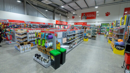 Two more new stores for Jollyes | Pet Business World