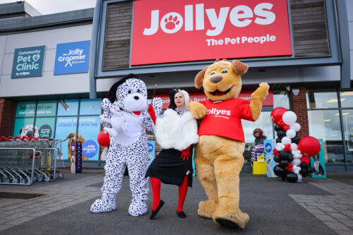 Jollyes opens new store in Rotherham | Pet Business World